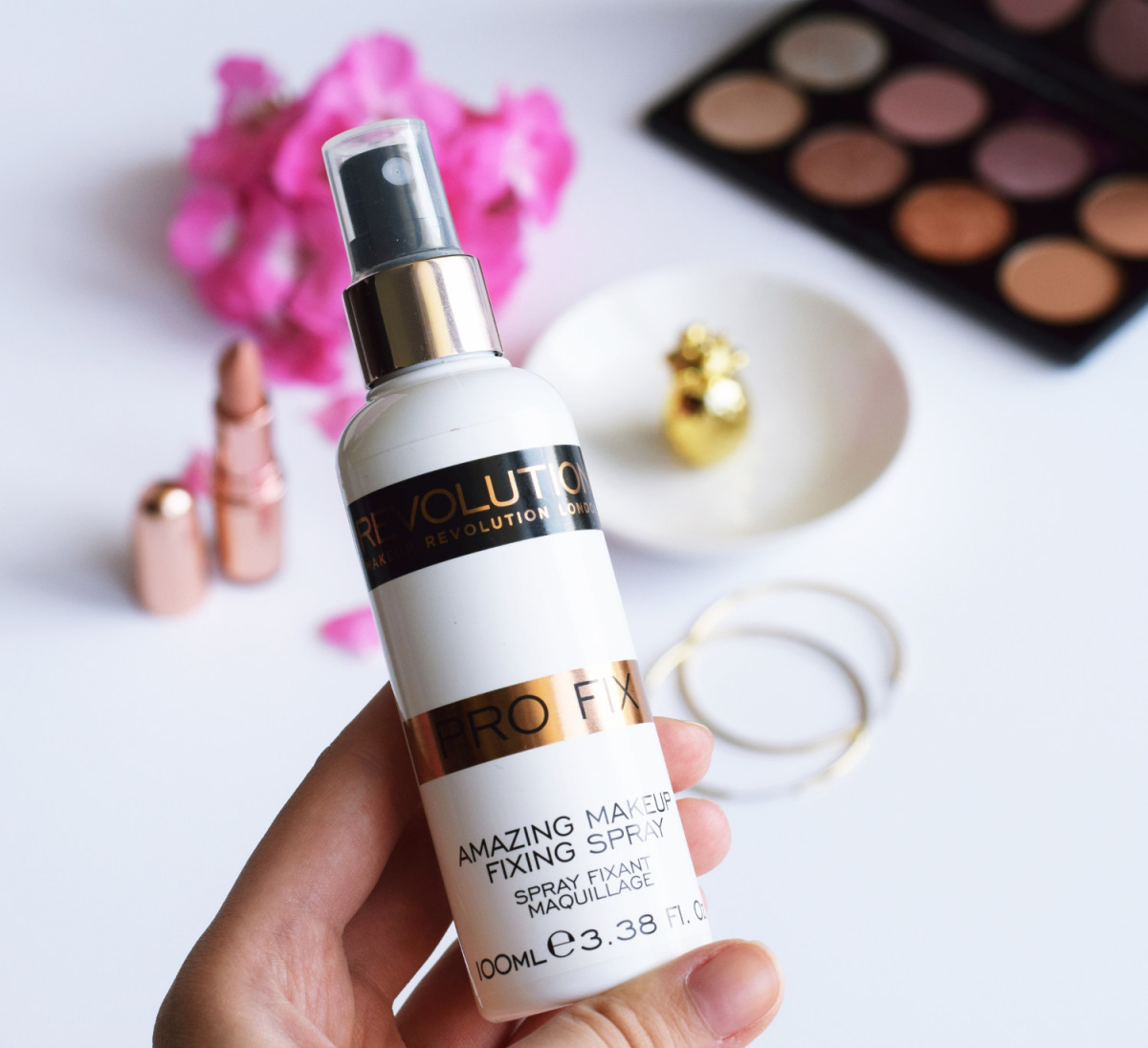Moj najljubši fiksator v spreju – Makeup Revolution Fixing Spray